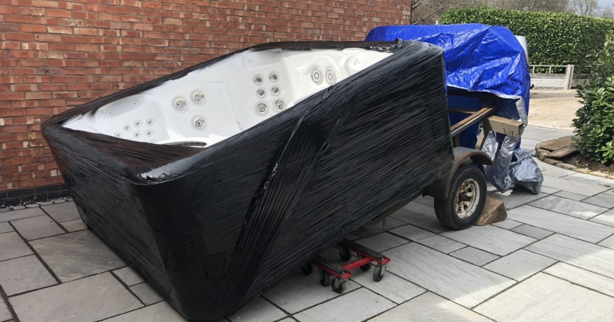 Hot Tub Collection, Storage and Re-delivery | Hunsbury Hot Tubs